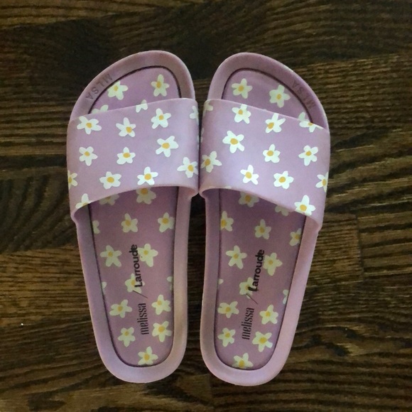 Larroude | Shoes | Melissa X Larroude Slides Lavender Daisy Floral ...
